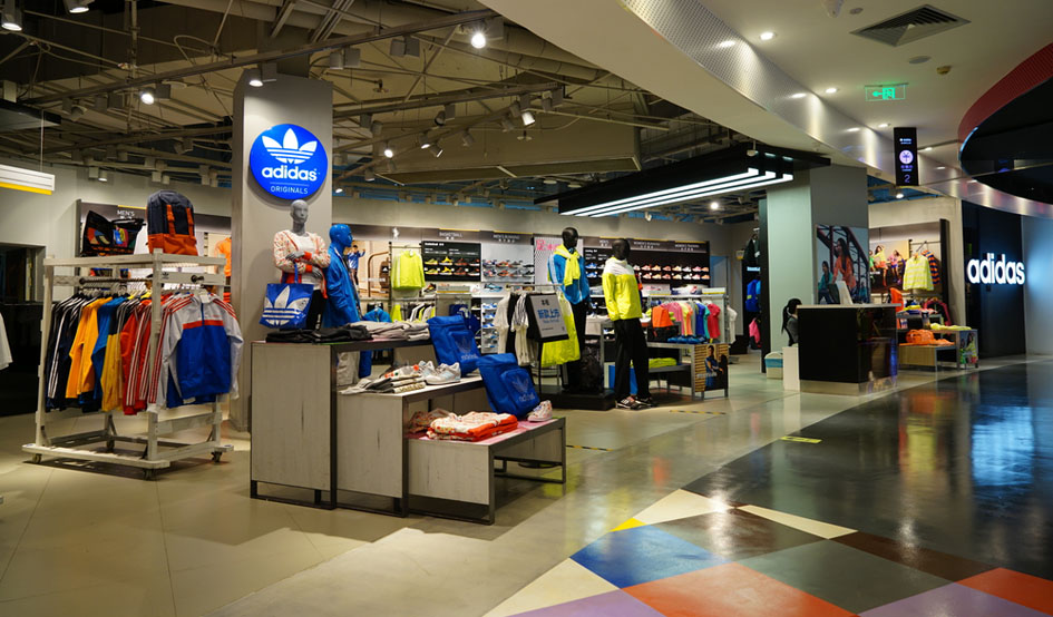 Adidas contra el racismo